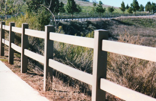 HDPE-fencing1 - Amberway Equine